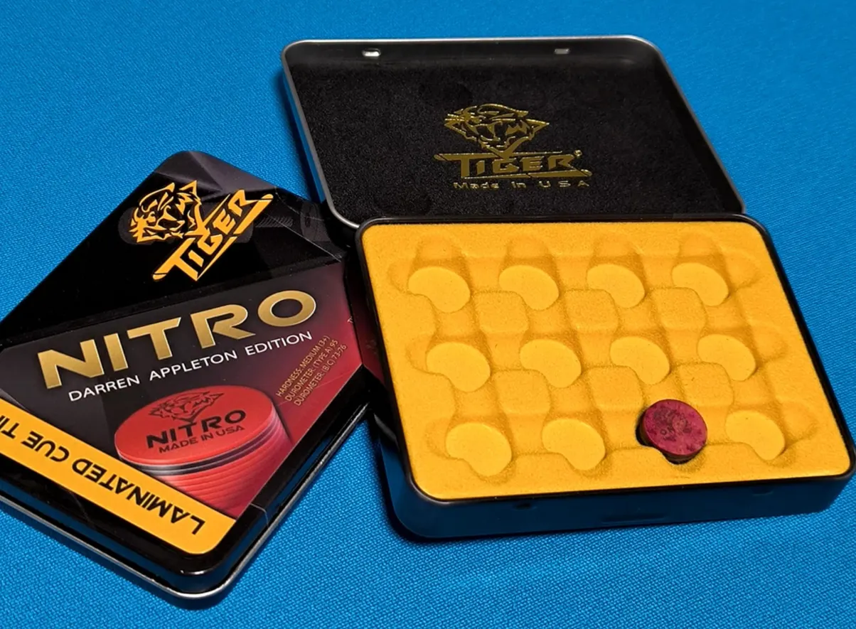 A TIGER box with 12 different tips - KB Custom Cues